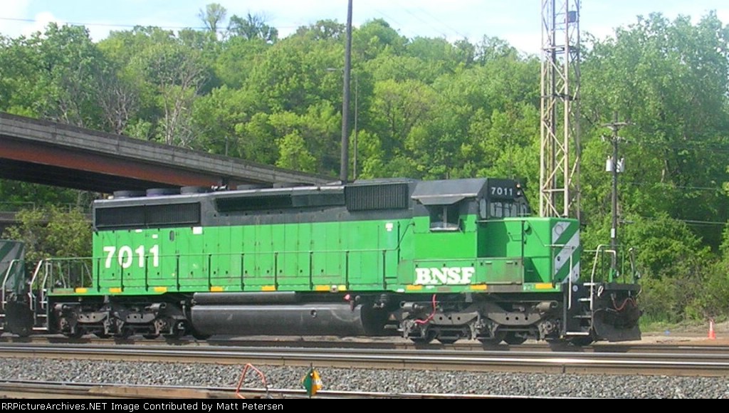 BNSF 7011
